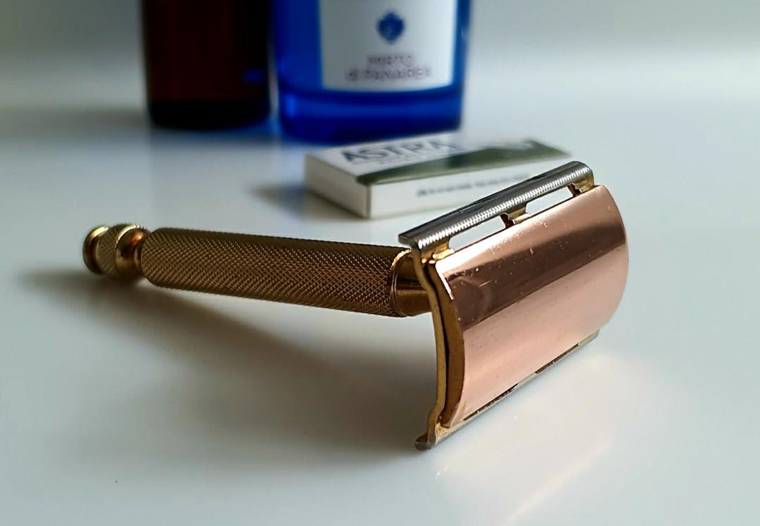 Gillette Tech Vintage (1940s) Ball End Two Tone Razor REGUS PAT OFF ...