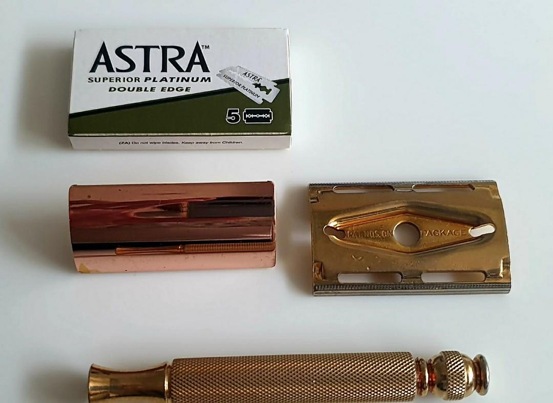 Gillette Tech Vintage (1940s) Ball End Two Tone Razor REGUS PAT OFF ...