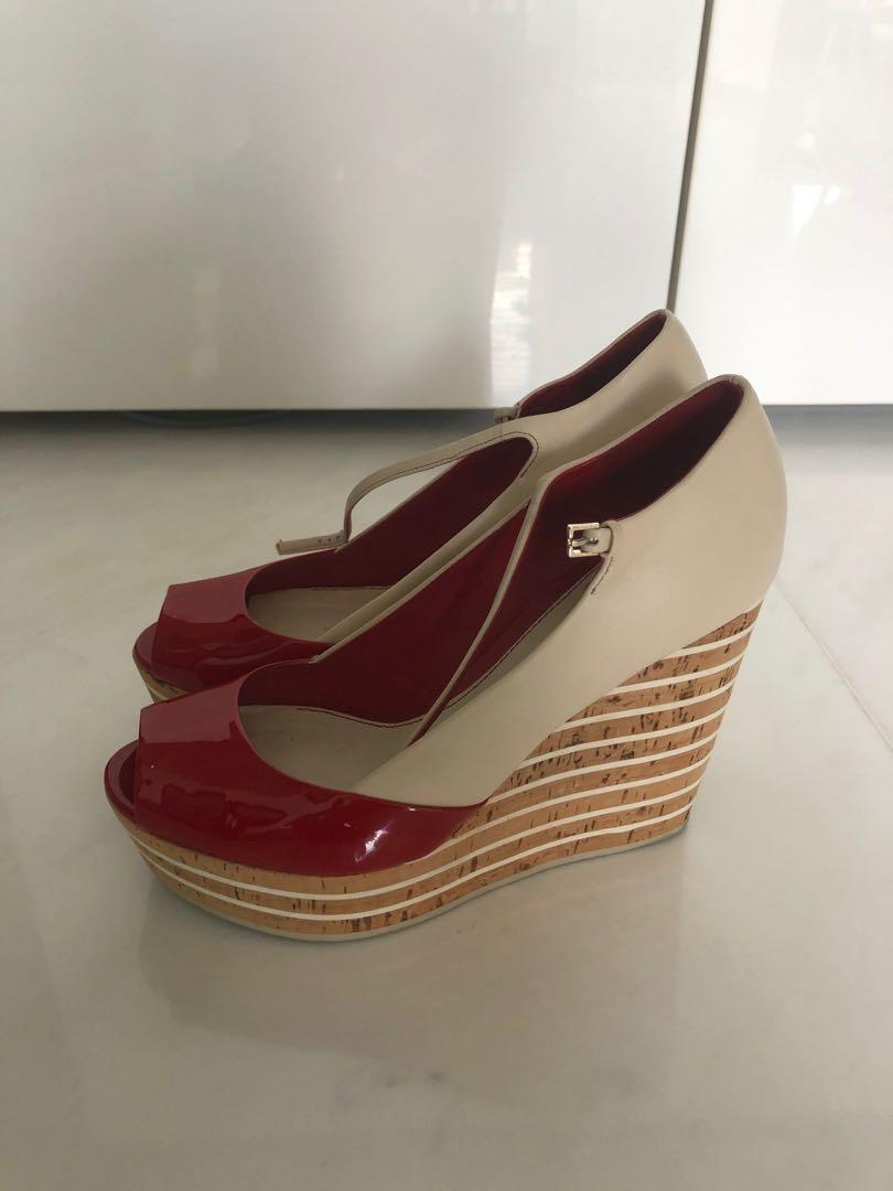 Gucci wedges, Women's Fashion, Footwear, Sandals on Carousell