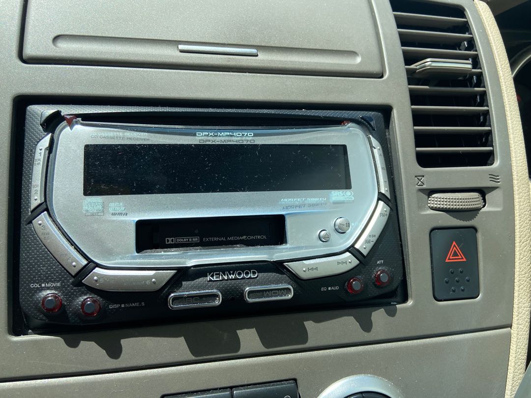 Kenwood CD player with boot back disc changer, Car Accessories ...