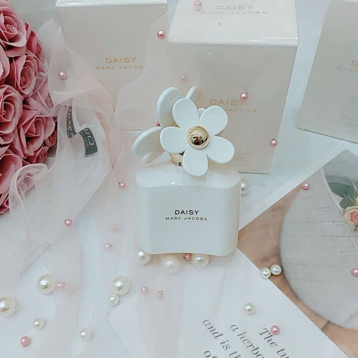 Marc jacobs daisy limited edition, Beauty & Personal Care, Fragrance ...