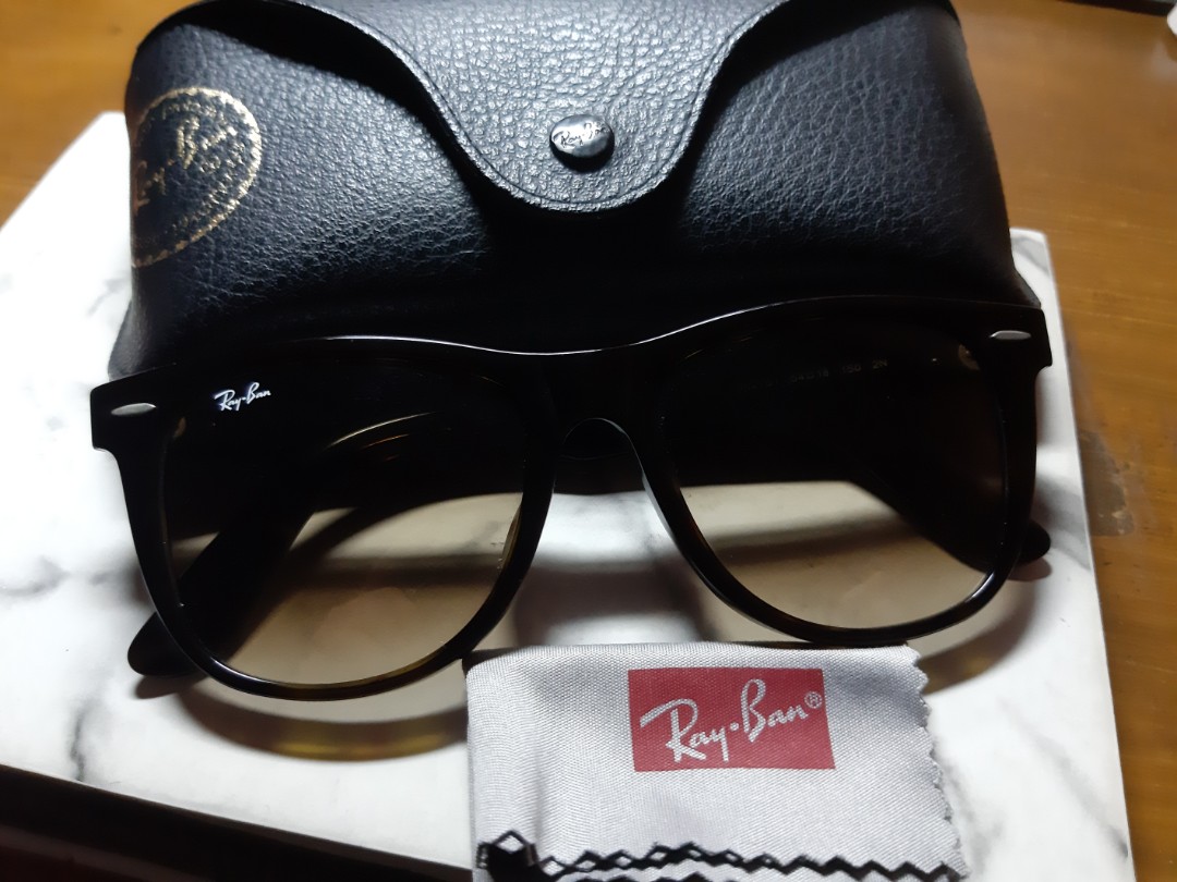 Ray-Ban Original Wayfarer Tortoise Light Brown Gradient, Men's Fashion ...