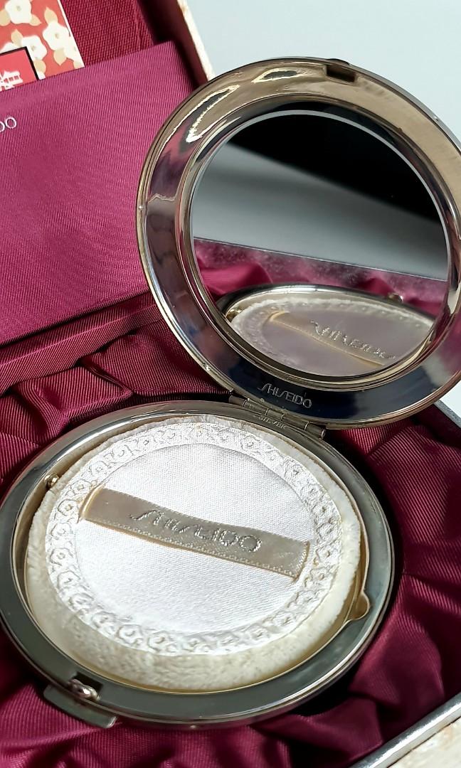 Shiseido Vintage (1972) Silver Compact Case in Original Presentation ...