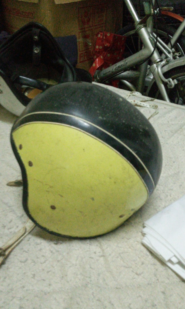 stadium helmet, Auto Accessories on Carousell