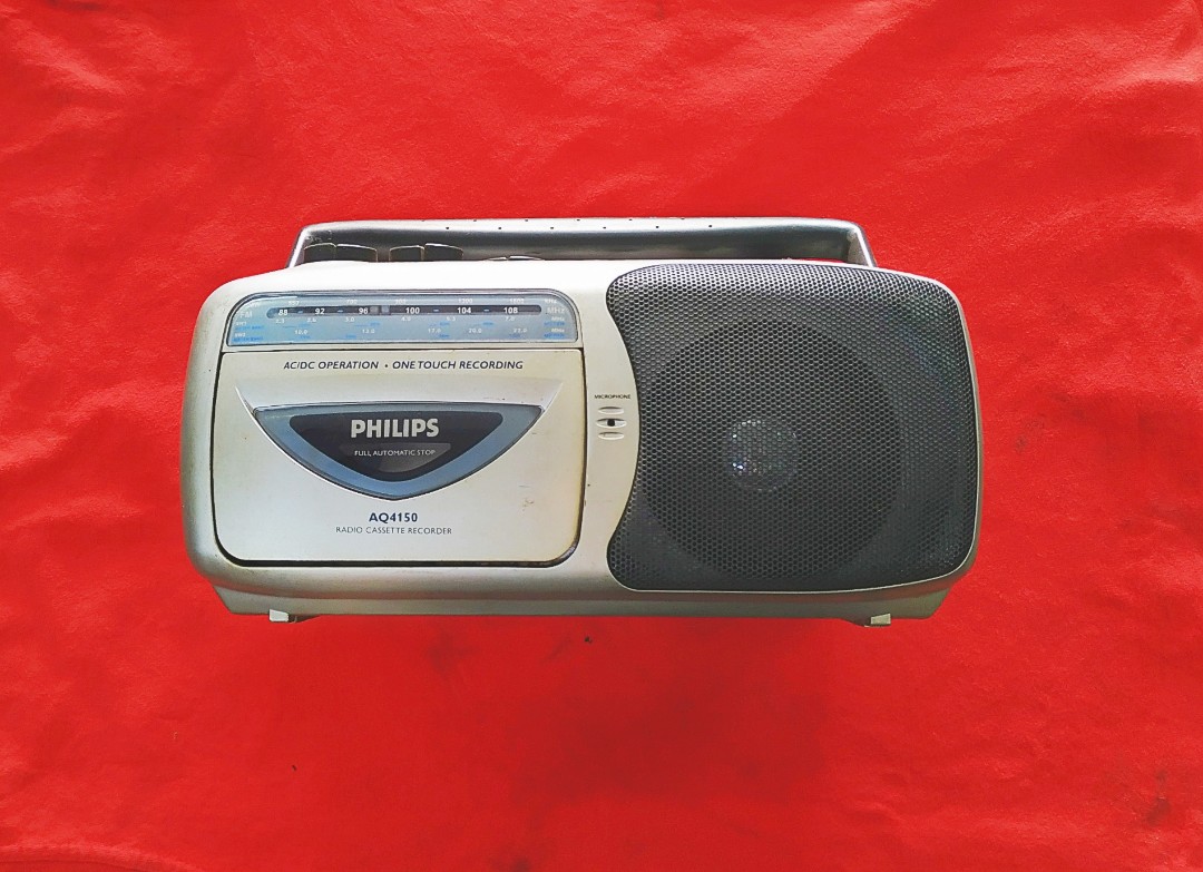 Vintage Philips AQ 41 50 Cassette Player, Hobbies & Toys, Collectibles ...