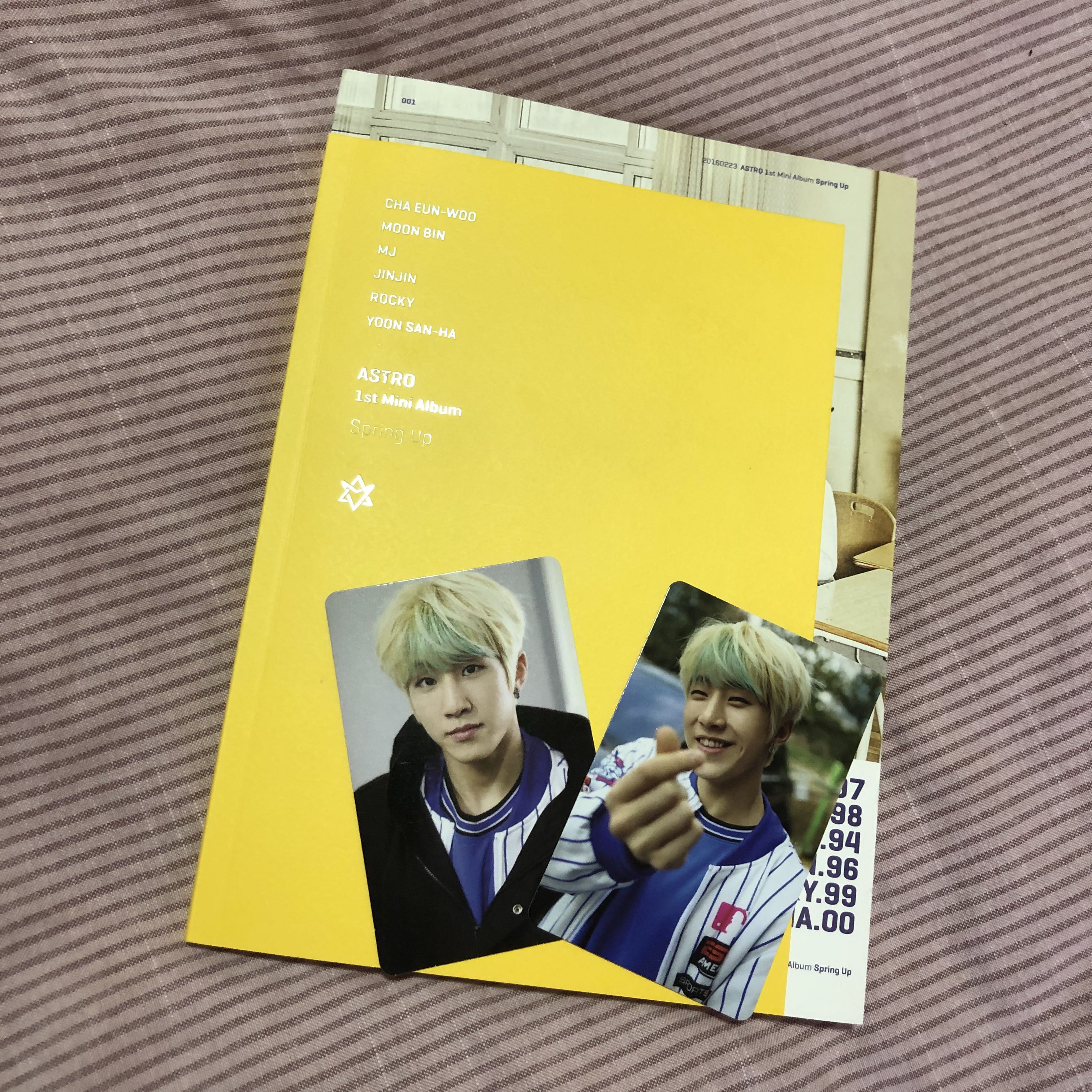 ASTRO Spring Up Album (Jinjin FULL set), Hobbies & Toys, Memorabilia ...