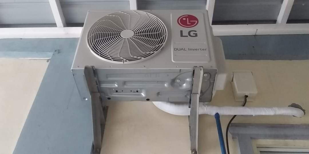 LG standard inverter split type aircon with installation, TV & Home ...