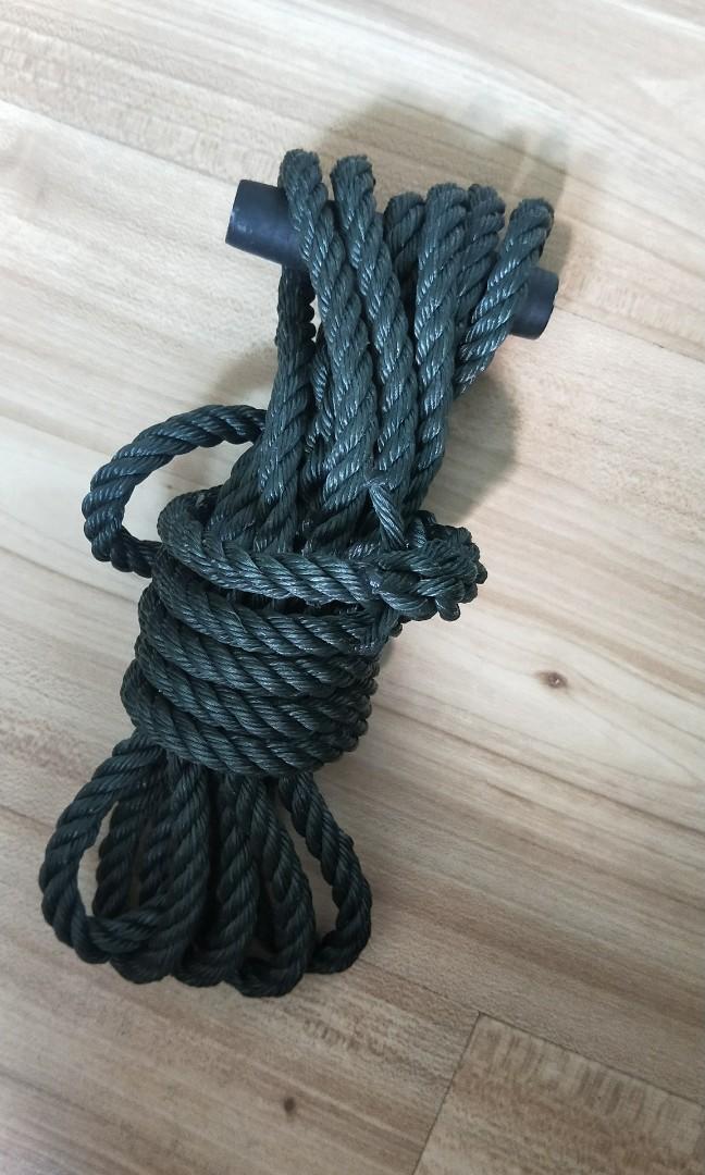 ACCESSORIES-SPOOL CORD, EAR PLUGS, ROPE, RUBBER BAND, WHISTLE W/O BALL ...