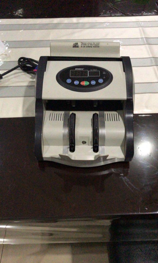 Mesin penghitung uang KRISBOW / banknote counter, Elektronik, Lainnya ...