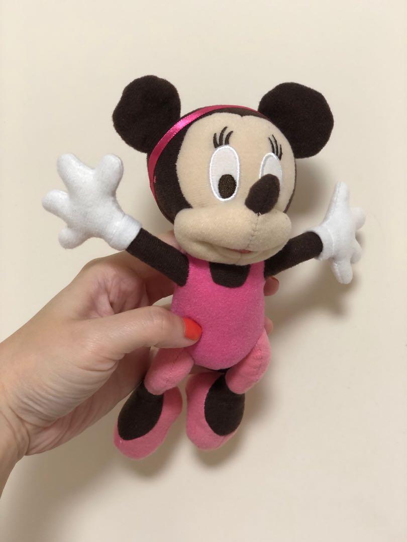 Minnie Mouse in the gym! 20cm, 興趣及遊戲, 玩具 & 遊戲類 - Carousell