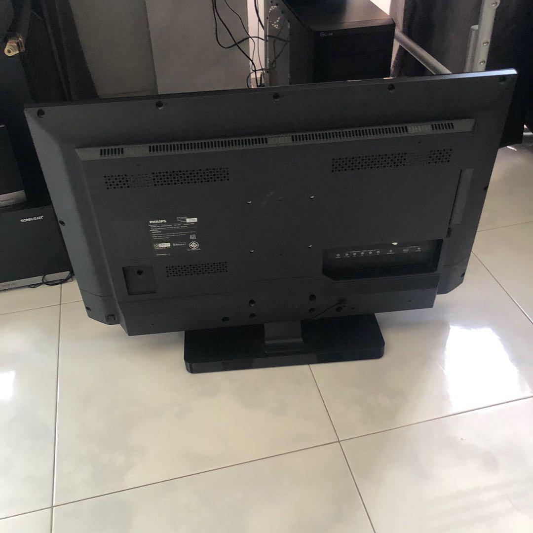 Philips 32” LED TV (1500 Series), TV & Home Appliances, TV ...