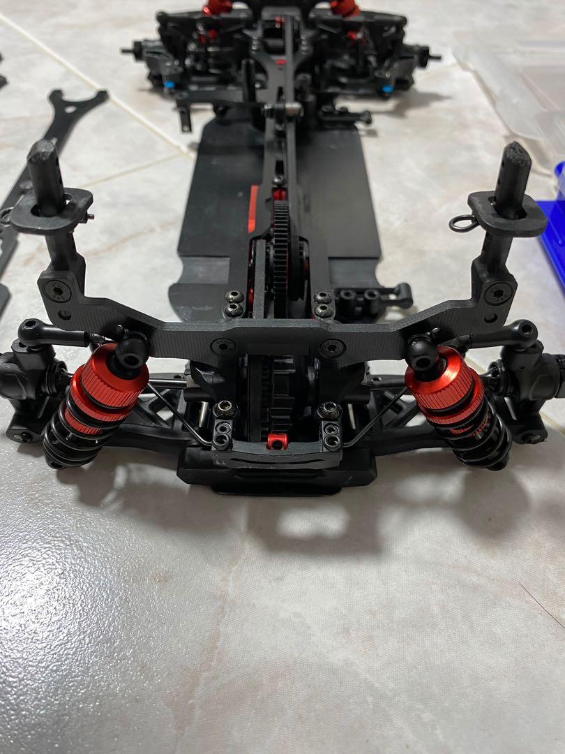 RC touring car kit Xpress xq1s 1/10, Everything Else on Carousell