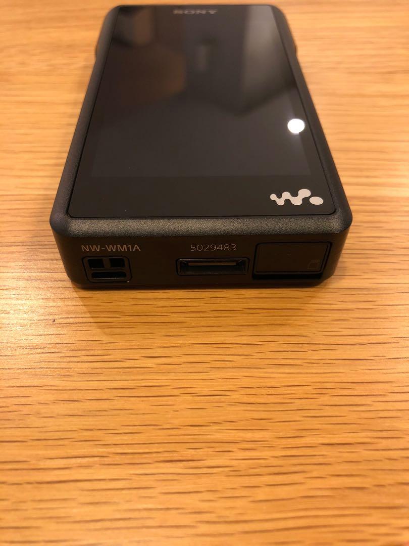 SONY NW-WM1A Hi-Res DAP 大黑磚, 音響器材, 可攜式音響設備 - Carousell