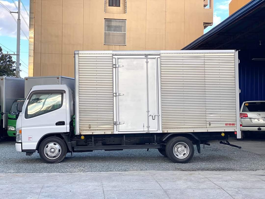 4m51 Fuso Canter 14ft Closed Van, Special Vehicles, Heavy Vehicles on ...