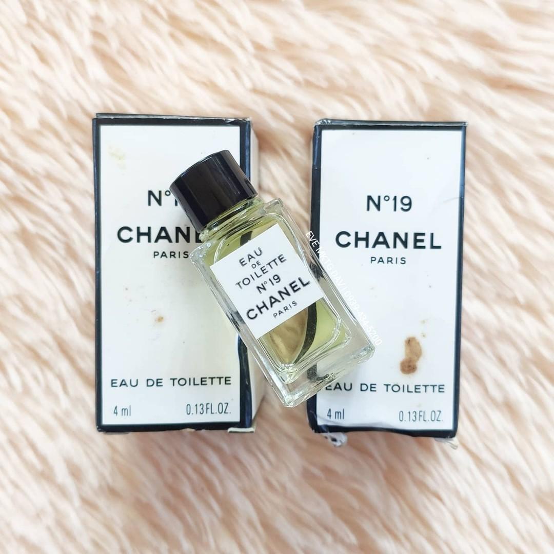 Chanel No.19 EDT 4ml Miniature, Beauty & Personal Care, Fragrance ...