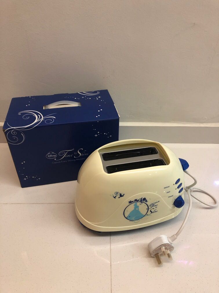 Disney Toaster *Free Delivery*, TV & Home Appliances, Kitchen ...