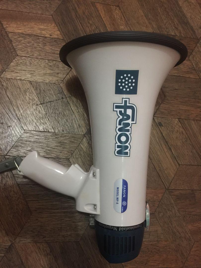 Megaphone Speaker Bullhorn, Audio, Soundbars, Speakers & Amplifiers on ...