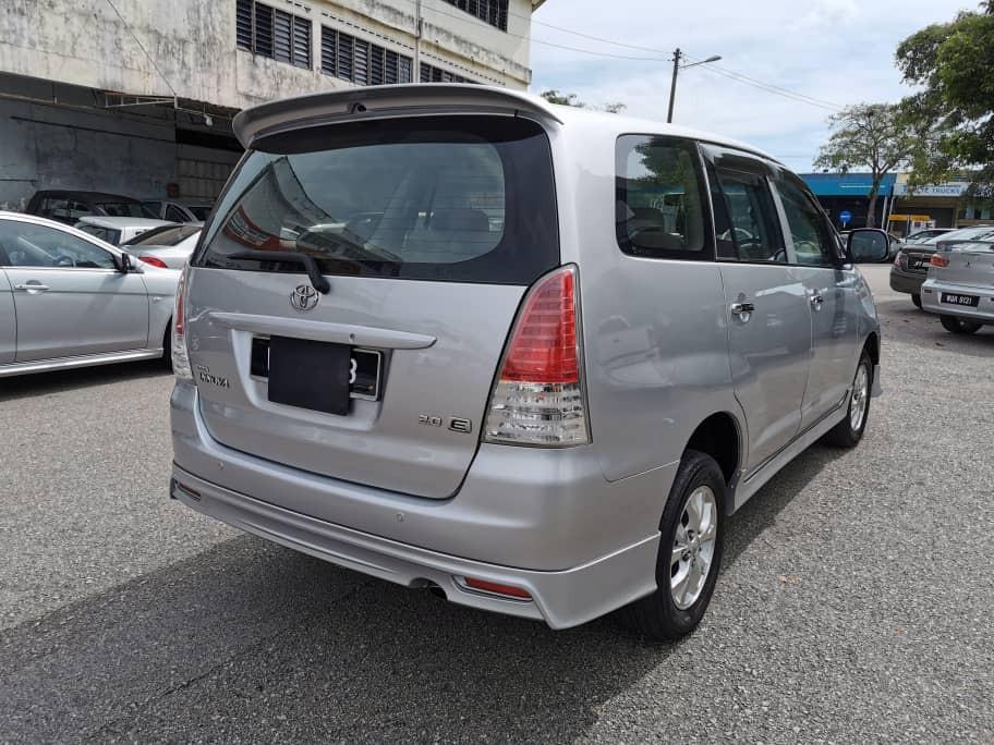 TOYOTA INNOVA 2.0 AUTO E SPEC, Cars, Cars for Sale on Carousell