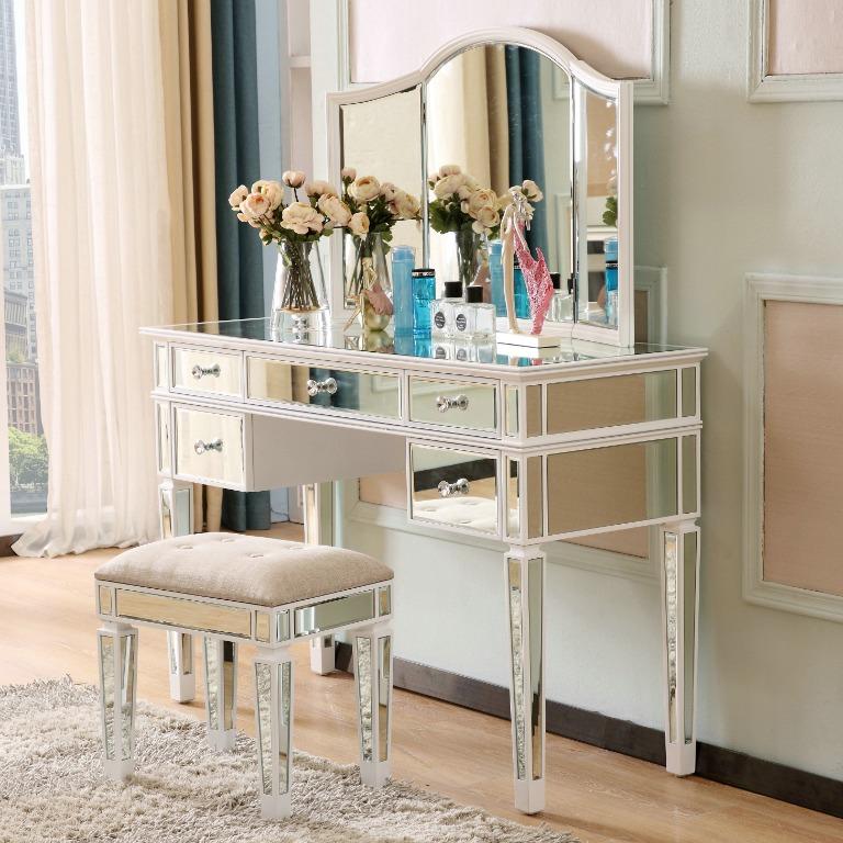Alexis l Mirror Vanity Set