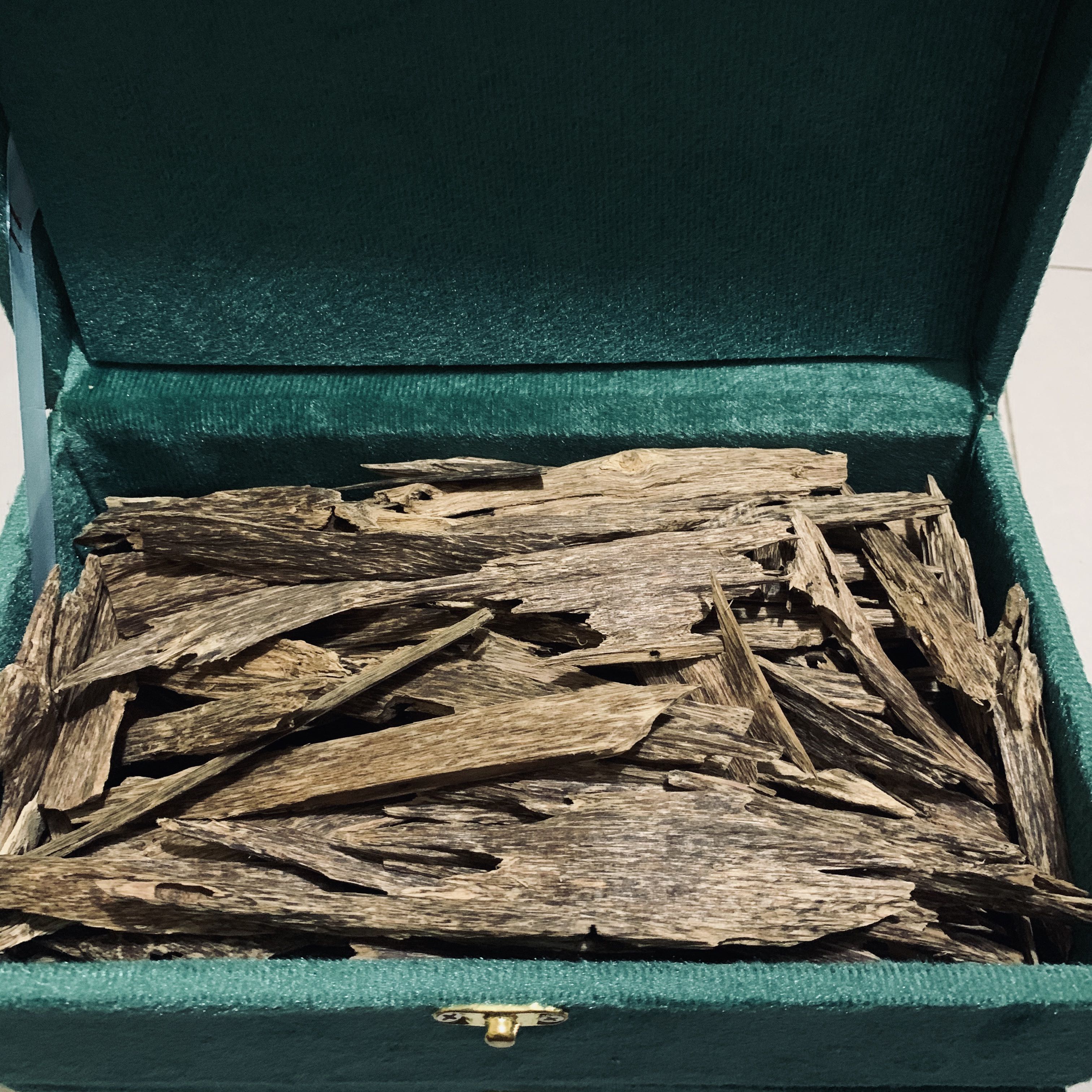 Grade A Oud / Gaharu from Sumatera, Furniture & Home Living, Home ...