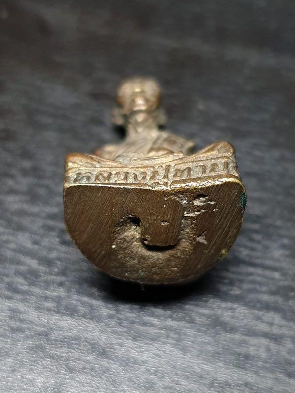 LP Thap Wat Krabok Kern Perng Roop Lor BE2538 Attached Green Wax ...