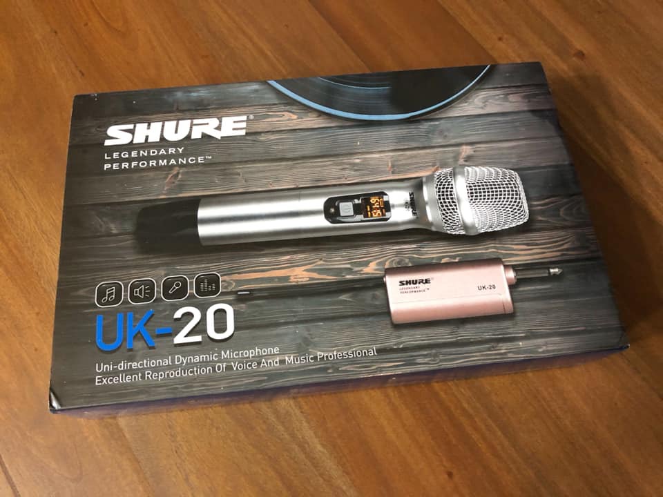 Shure Professional Wireless Mic, Audio, Microphones on Carousell