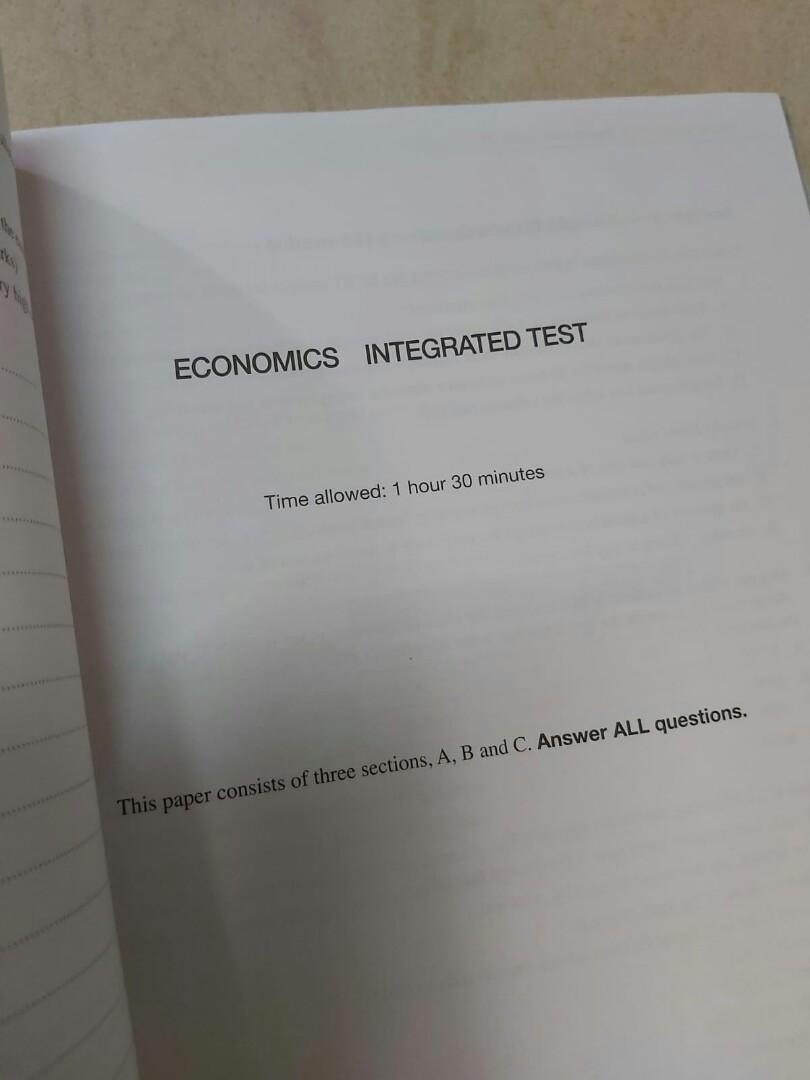 全新 4折 ECON DSE 練習 (MC+SQ+LQ+Ans), 興趣及遊戲, 書本 & 文具, 教科書 - Carousell