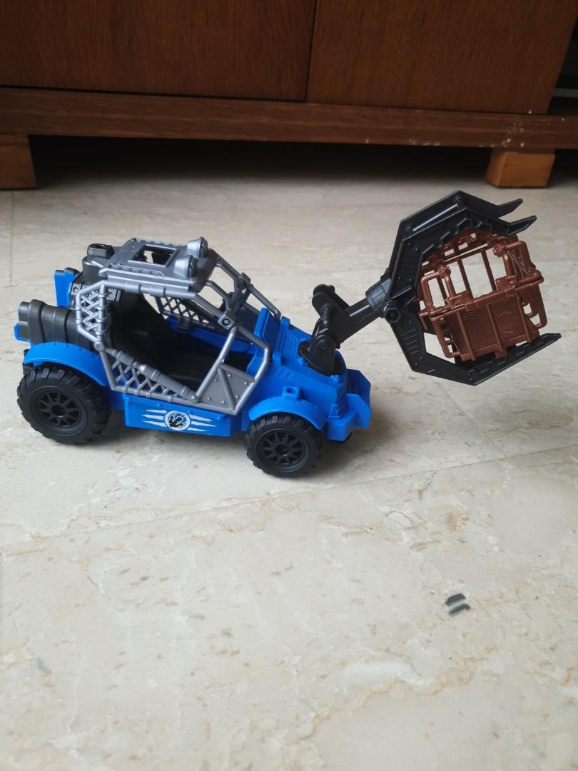 Animal Zone Ranger Truck, Babies & Kids, Toys & Walkers on Carousell