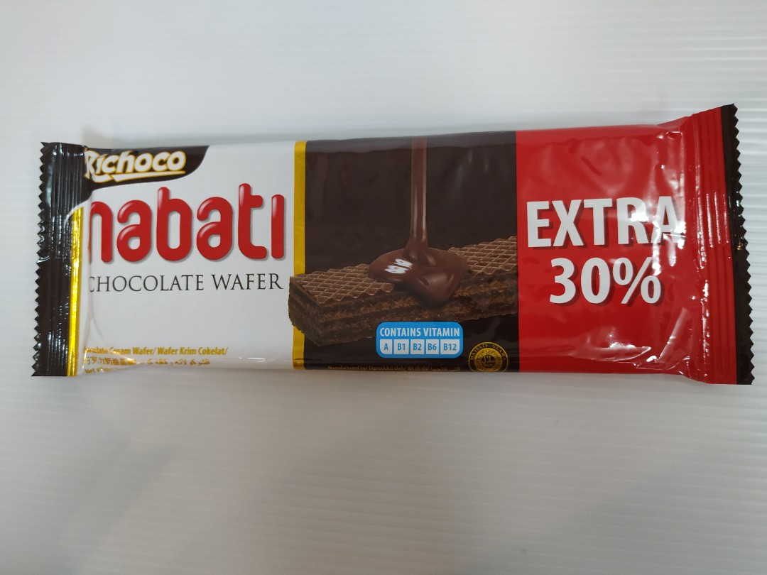 Nabati Chocolate Wafer 23.4gm x 3packs, Food & Drinks, Packaged ...