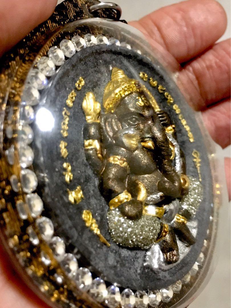 Ganesha Phra Pikanet Roon Maha Setthi Gold & Silver Glitter Phra Ajarn ...