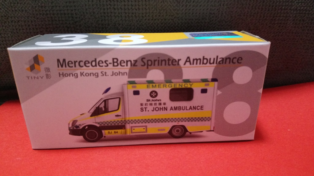 Tiny #38 SJ84 第1版 聖約翰救傷隊 Mercedes-Benz Sprinter Ambulance 救護車 , 興趣及遊戲, 玩具 & 遊戲類 - Carousell