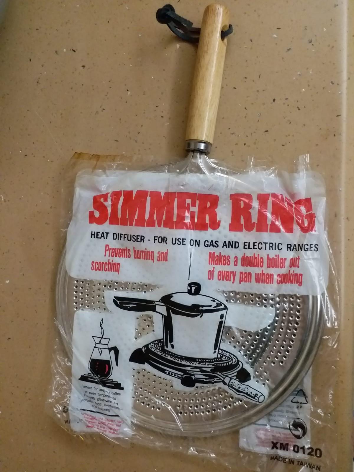木柄熱擴散器 heat diffuser simmer ring, 傢俬＆家居, 其他, 家居改善及收納用品 - Carousell