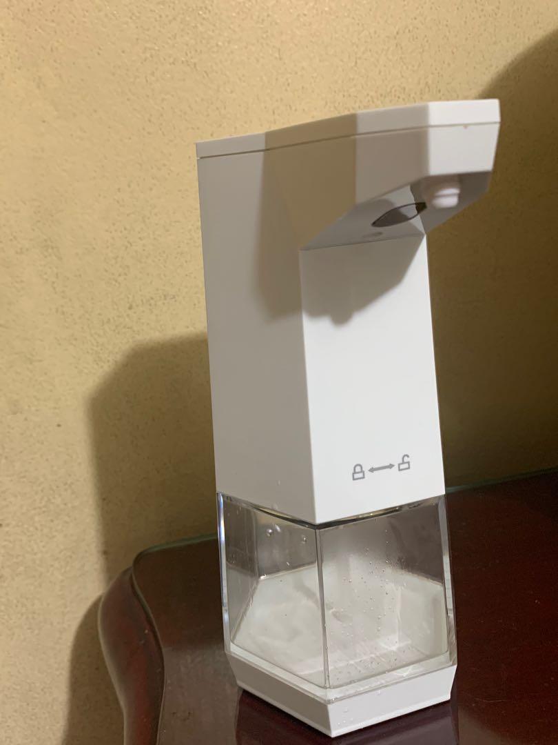 Battery operated alcohol dispenser, TV & Home Appliances, Kitchen ...