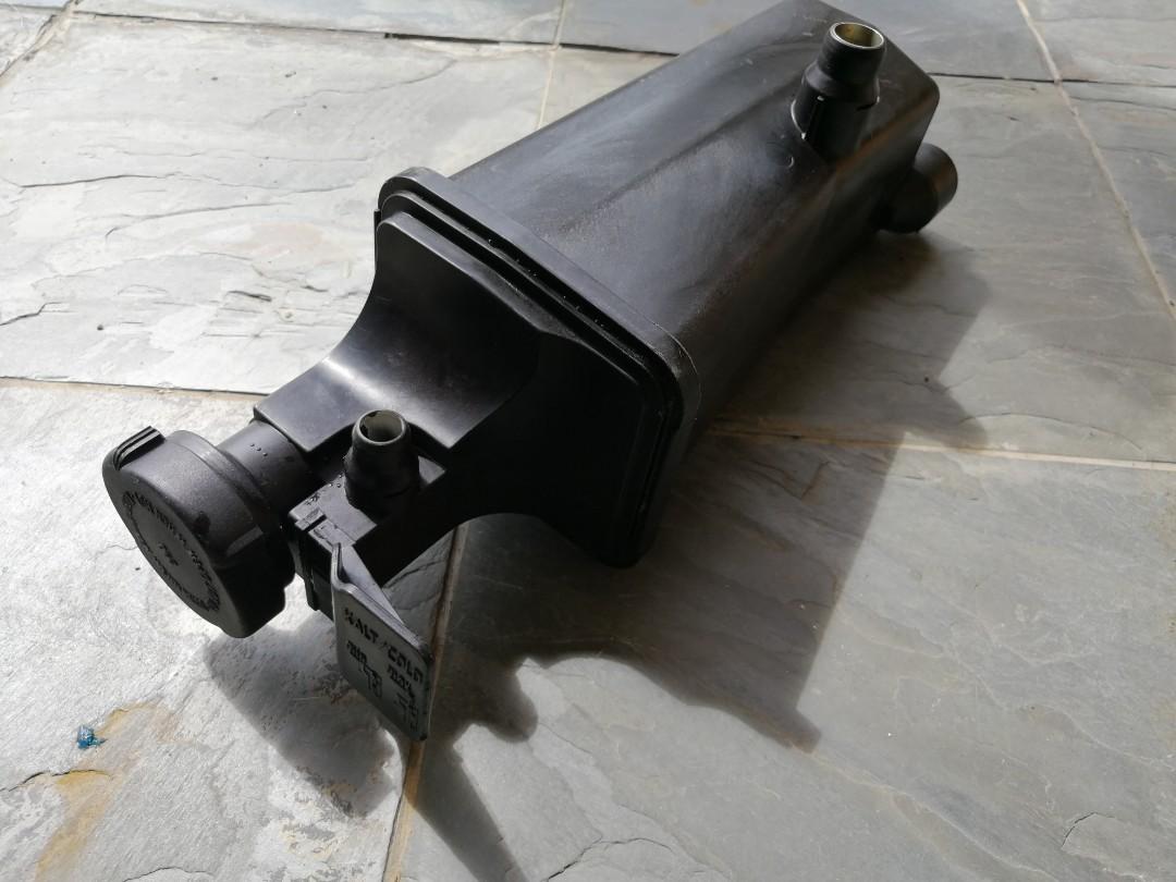 Bmw E46 Expansion Tank Spare Auto Accessories On Carousell