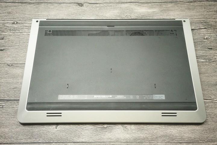 DELL inspiron 15-5557, 電腦及科技產品, 桌上電腦或筆記型電腦在旋轉拍賣