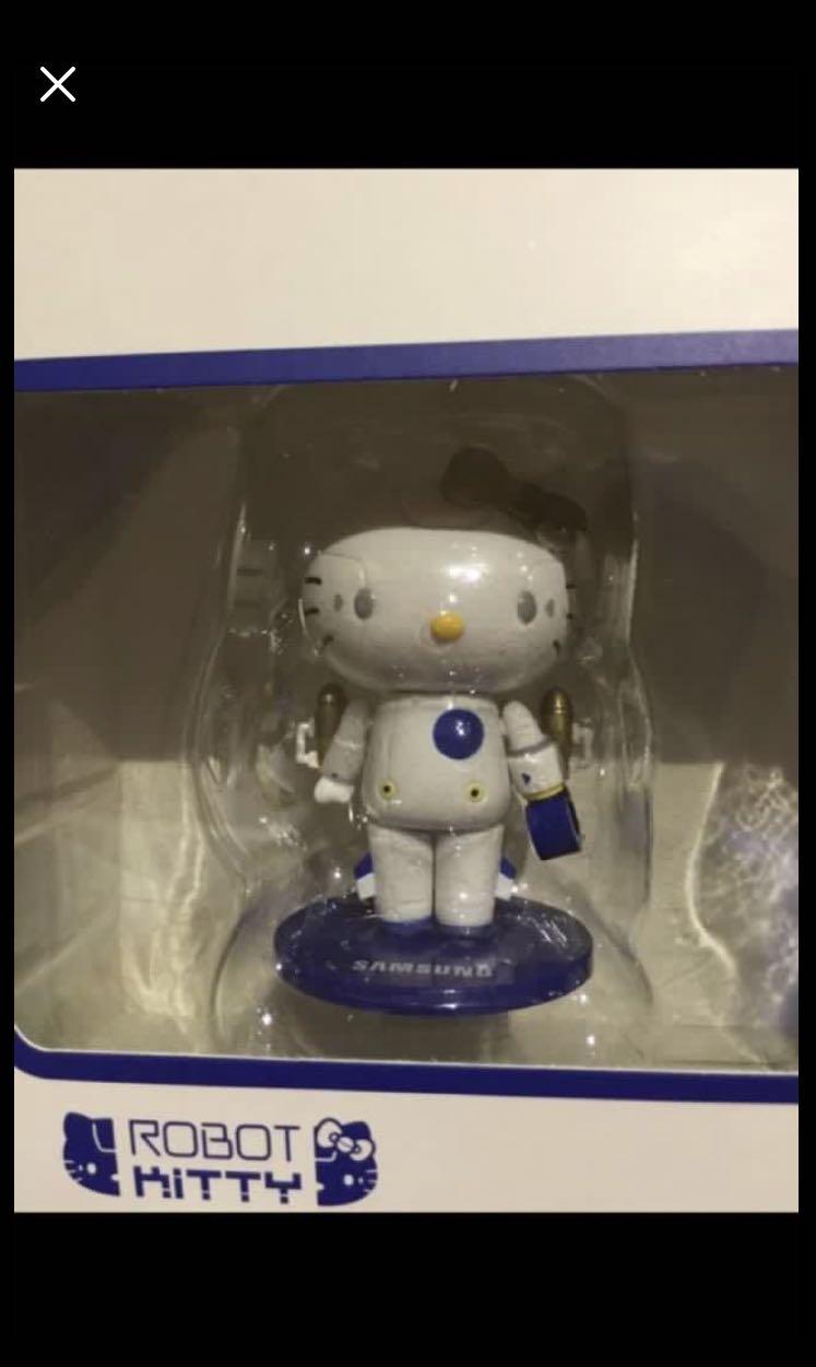 Hello Kitty robot, Hobbies & Toys, Toys & Games on Carousell