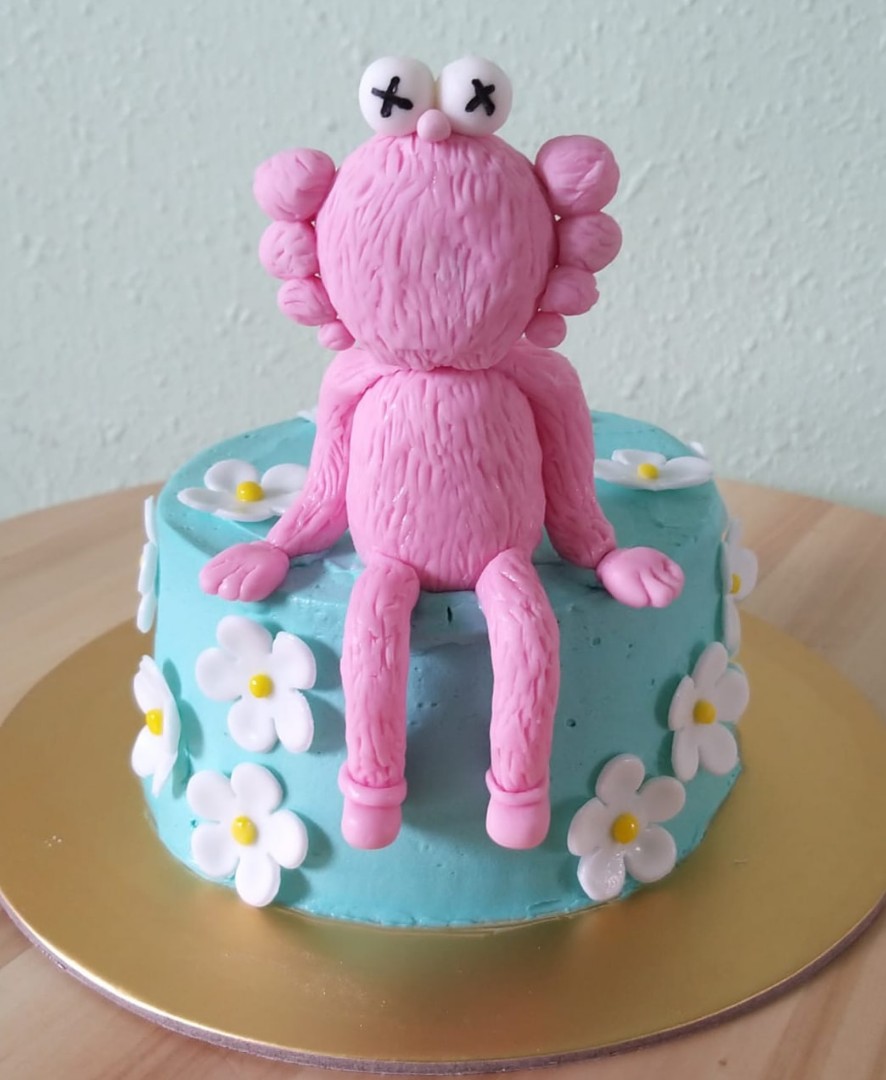 Kaws Cake, Food & Drinks, Homemade Bakes on Carousell