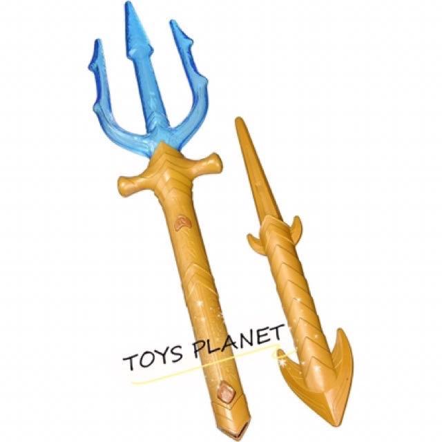 KING SEA TRIDENT WITH COOL LIGHTNING AND MUSIC, Hobbies & Toys, Toys ...