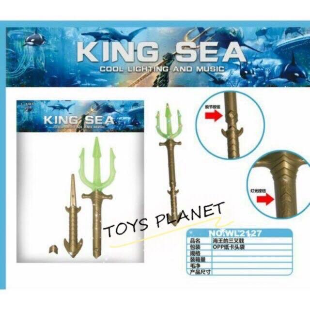 KING SEA TRIDENT WITH COOL LIGHTNING AND MUSIC, Hobbies & Toys, Toys ...