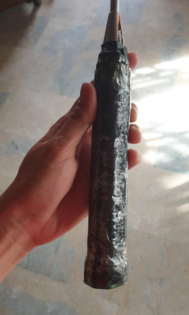 Pre-loved Winex® Pro Titanium 3302 Badminton Racket, Sports Equipment ...