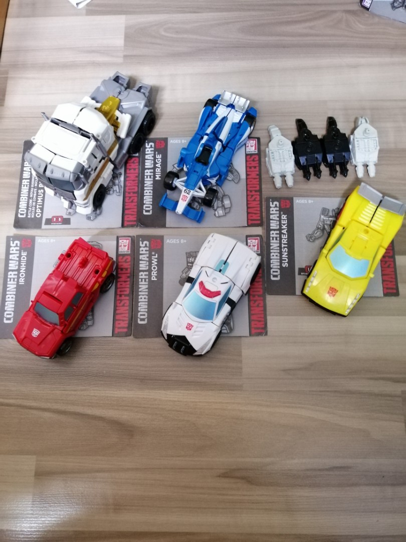 Transformers combiner war and titans return, Hobbies & Toys, Toys ...