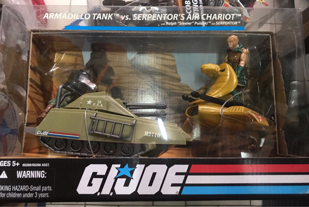 Gijoe Armadillo Tank vs Serpentor’s Air Chariot, Hobbies & Toys, Toys ...