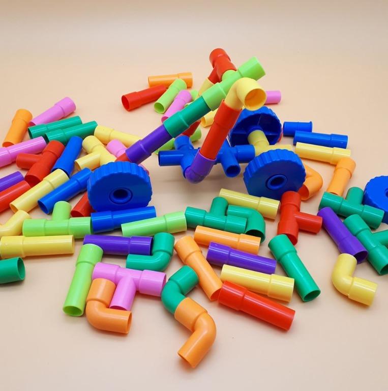 Manipulatives (Pipes, Bricks, Linking Animals, Lacing, Lego), Babies ...