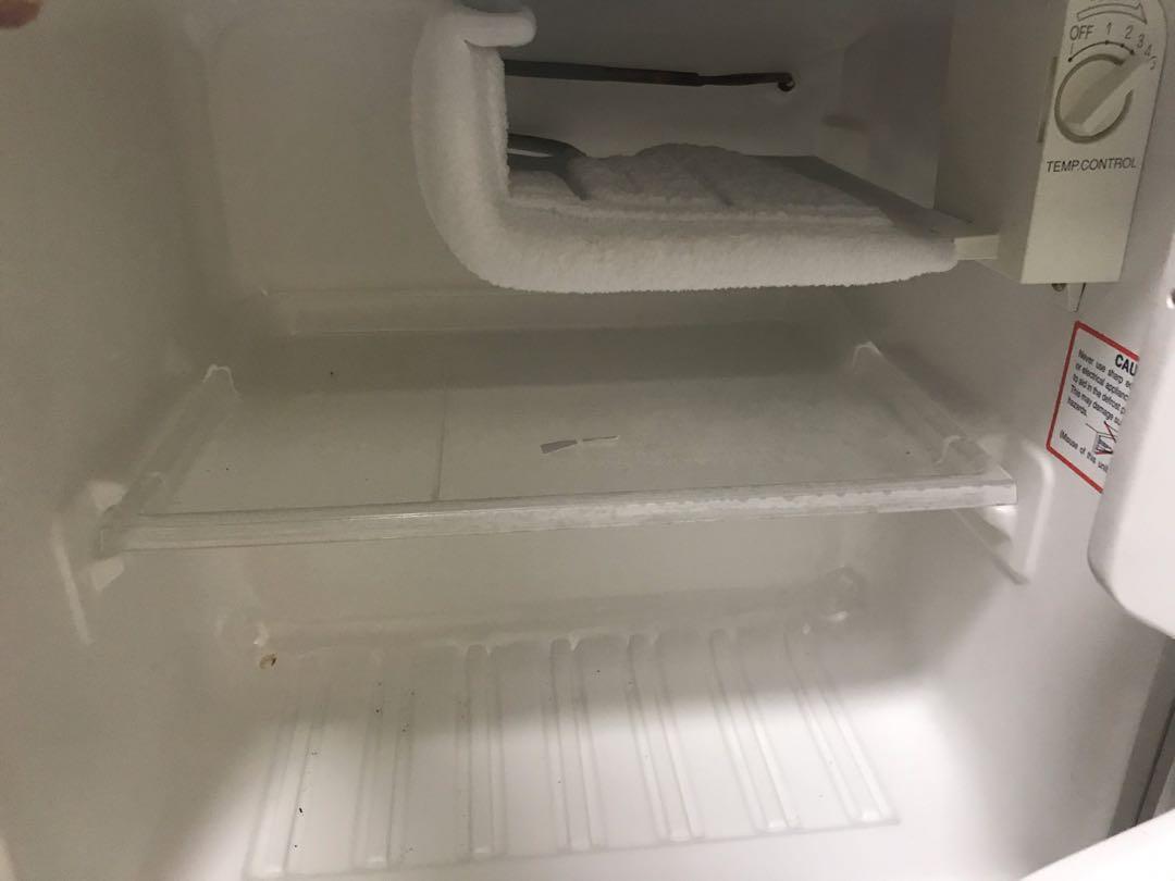 National Mini Fridge, 傢俬＆家居, 其他 - Carousell