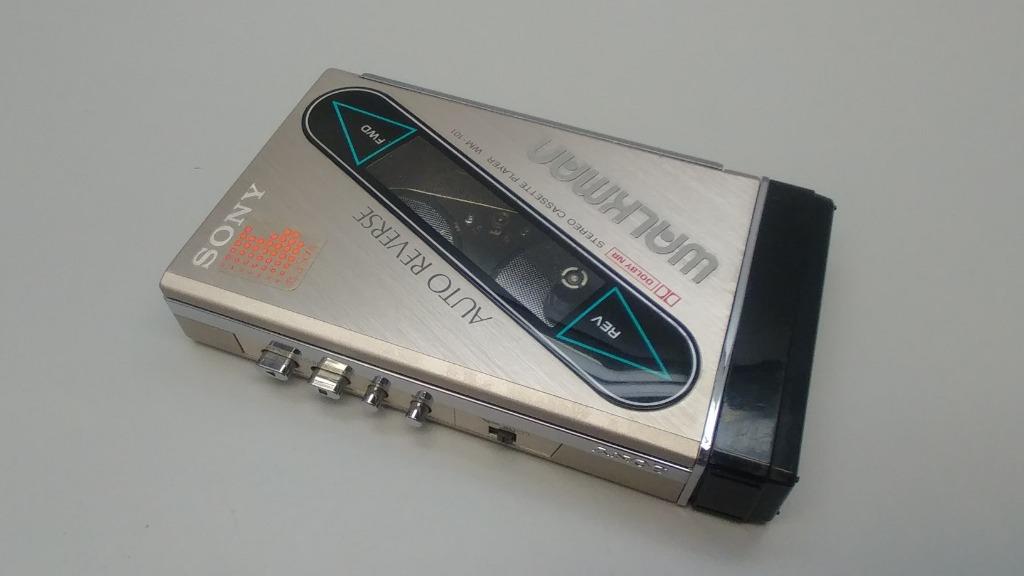 Sony Walkman WM-101 Cassette Play (Sony 隨身聽), 興趣及遊戲, 音樂樂器 & 配件, 樂器 ...