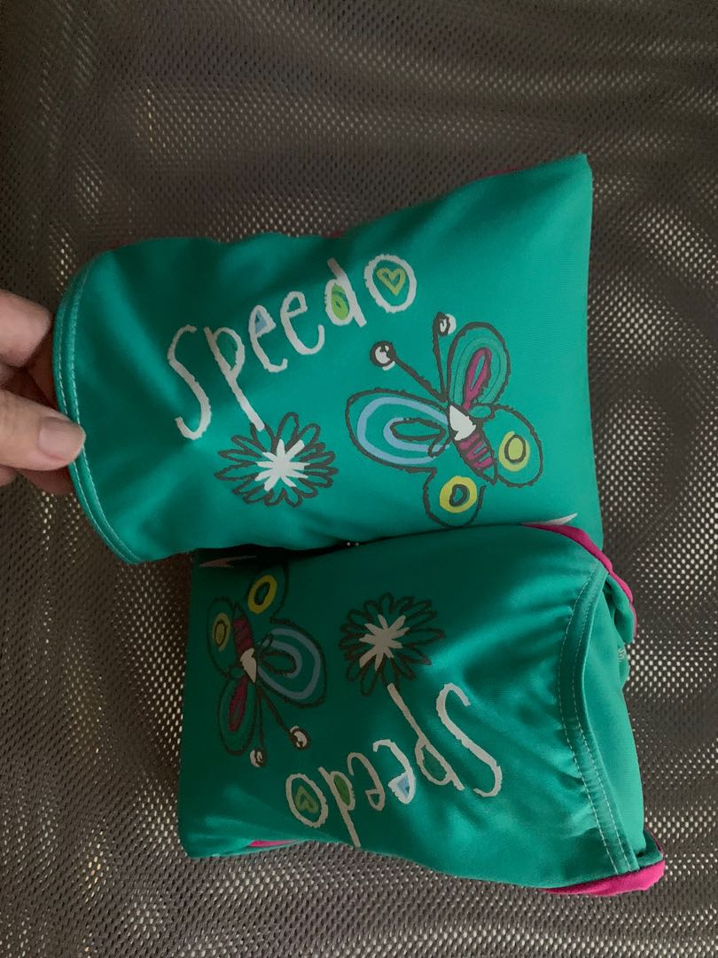 Speedo Swimming arms float, Babies & Kids, Babies Apparel on Carousell