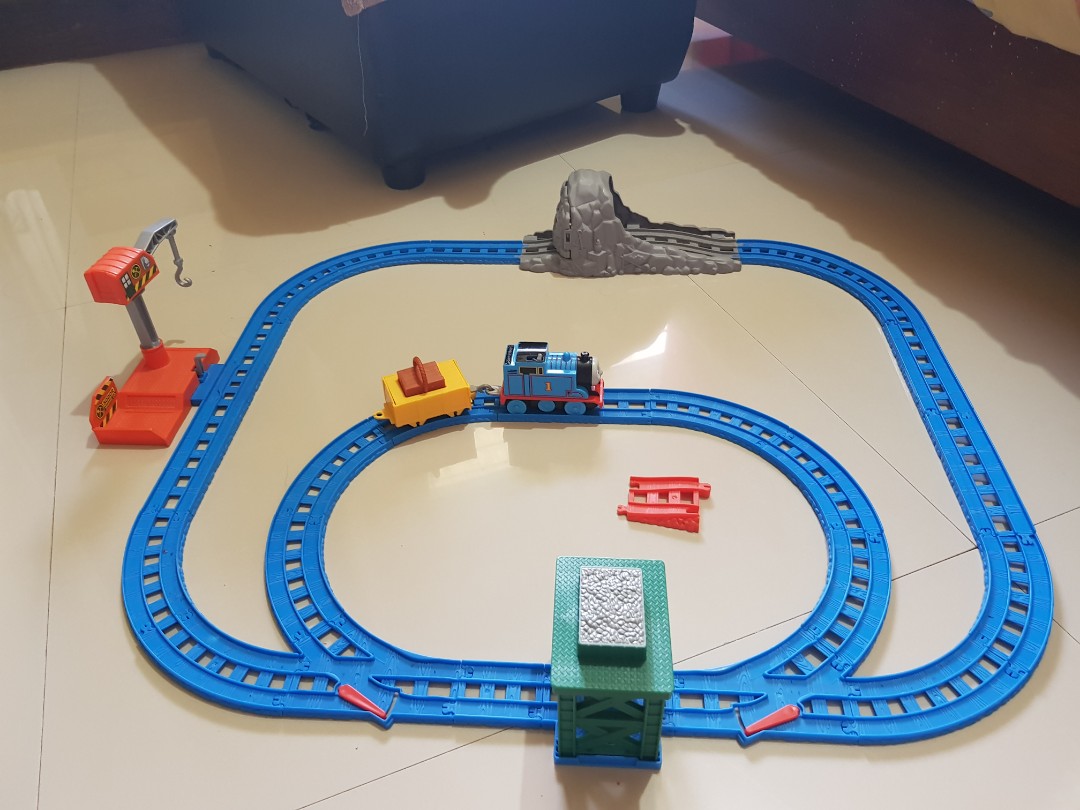 THOMAS QUARRY MINE, Hobbies & Toys, Toys & Games on Carousell