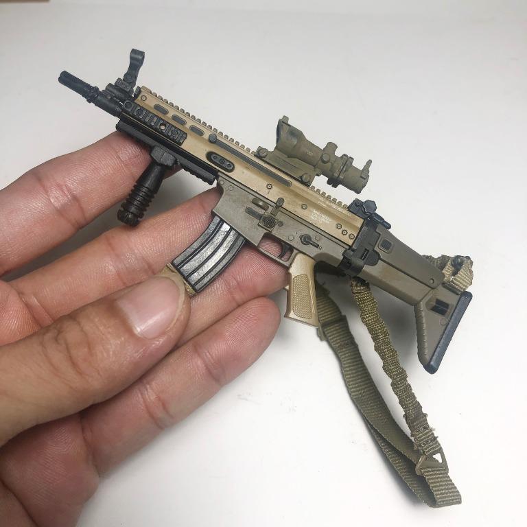 1/6 Scale Hot Toys SCAR-H (MK 17) - Assault Rifle for 12" action figure ...