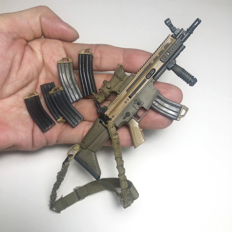 1/6 Scale Hot Toys SCAR-H (MK 17) - Assault Rifle for 12" action figure ...