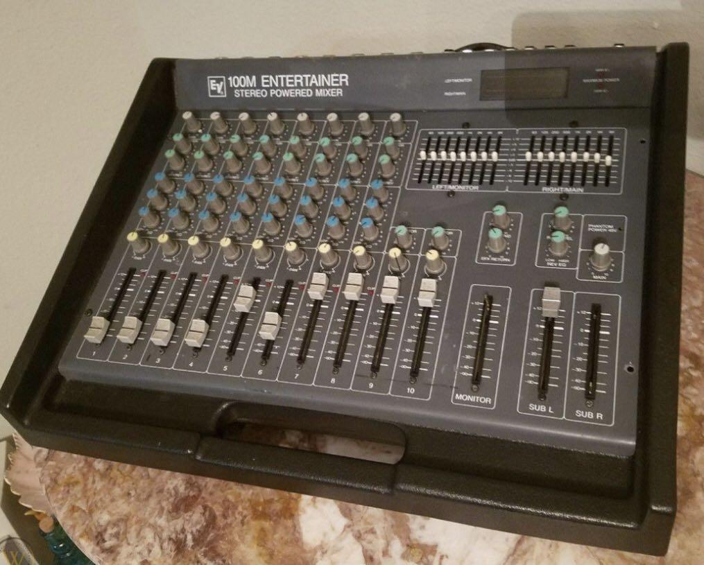 EV100M Entertainer Powered Mixer, Hobbies & Toys, Music & Media ...